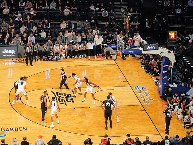 College Basketball in New York - NewYorkCity.de